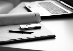 5 Things Successful Businesses Never Outsource (And 5 Other Things They ...