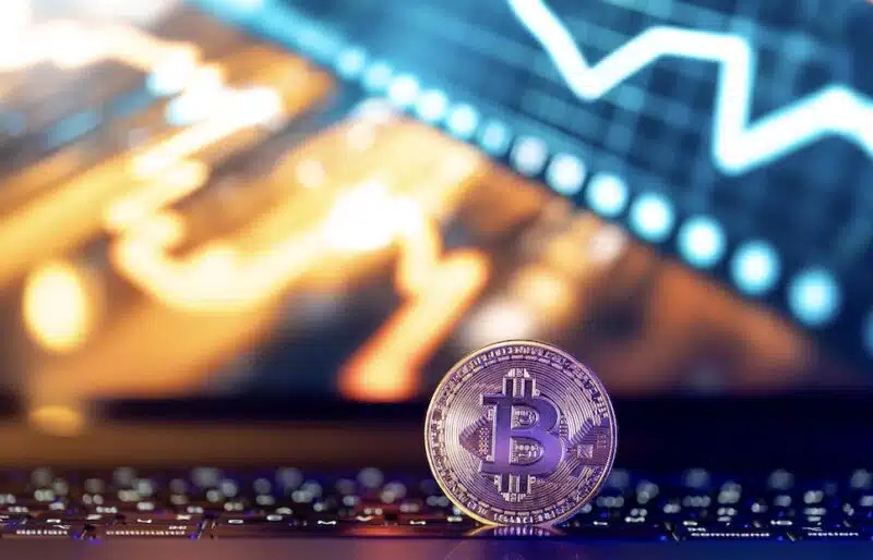 Why Crypto Enthusiasts Prefer Swapzone Over Traditional Exchanges - AllTopStartups